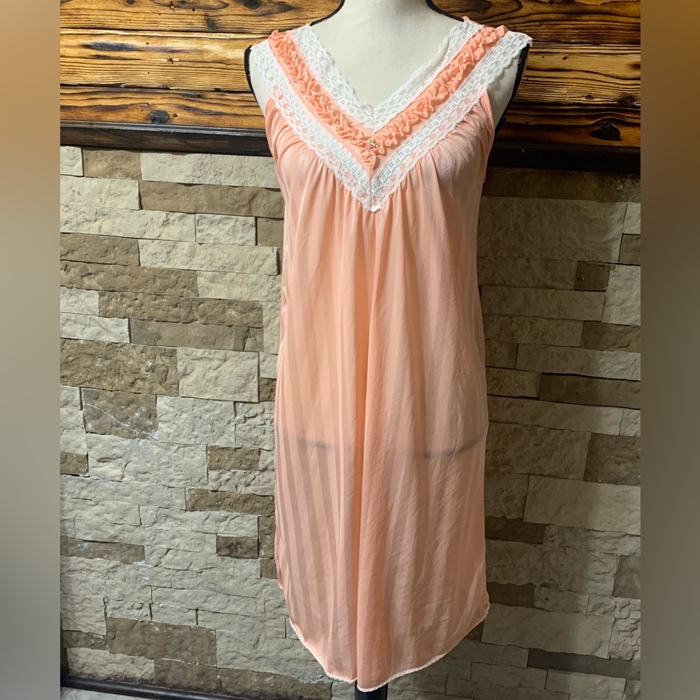 Vintage 1970’s Dreamsicle Nightgown Day Slip Small - Gem